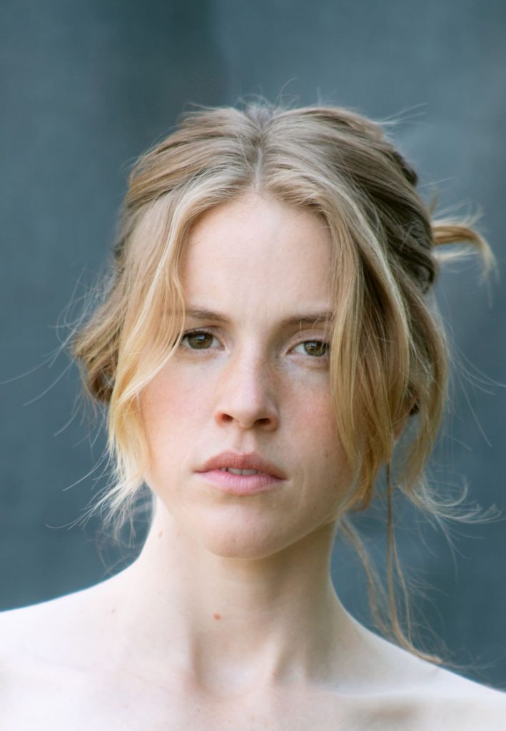 Paula Kalenberg - Schauspielerin - FRAME - ARTIST MANAGEMENT